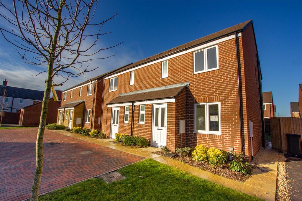 Alice Batt Road, Witney, OX29 3 bed semi-detached house - £315,000