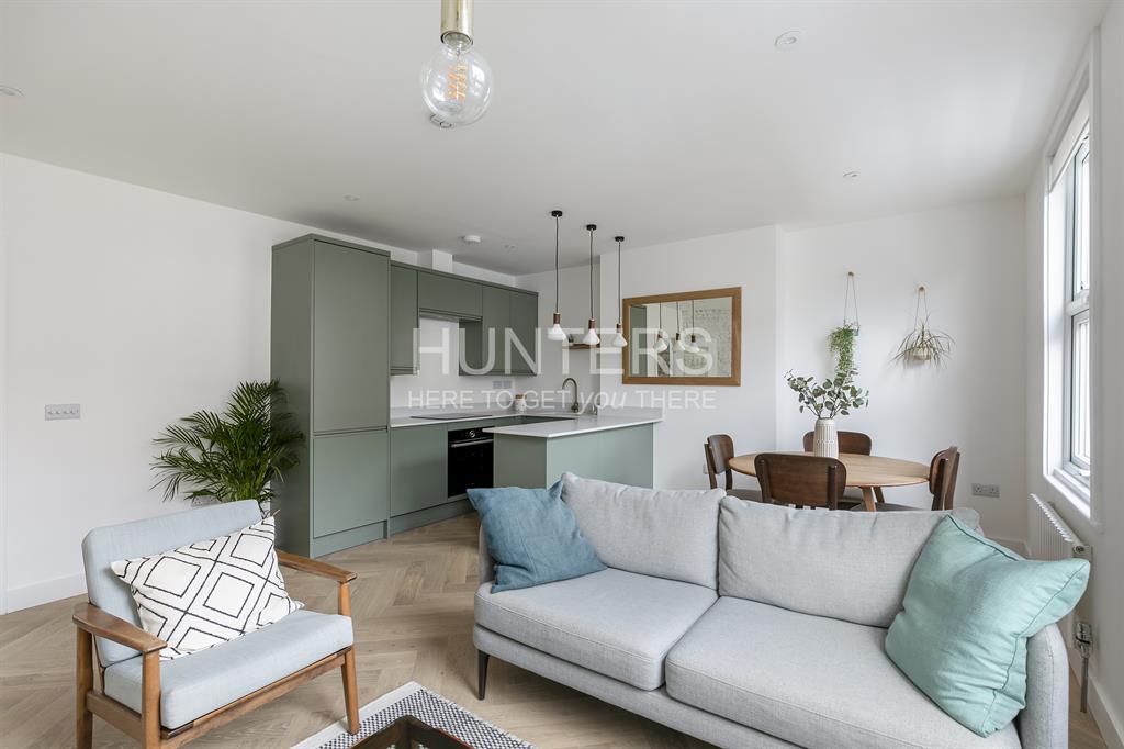 Foulden Road, London, N16 3 bed flat - £2,496 pcm (£576 pw)