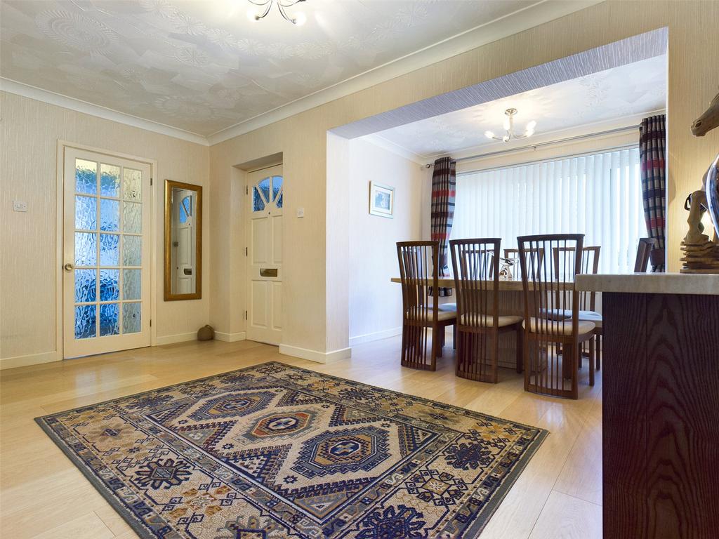 Wingfield Avenue, Highcliffe... 3 bed bungalow - £585,000