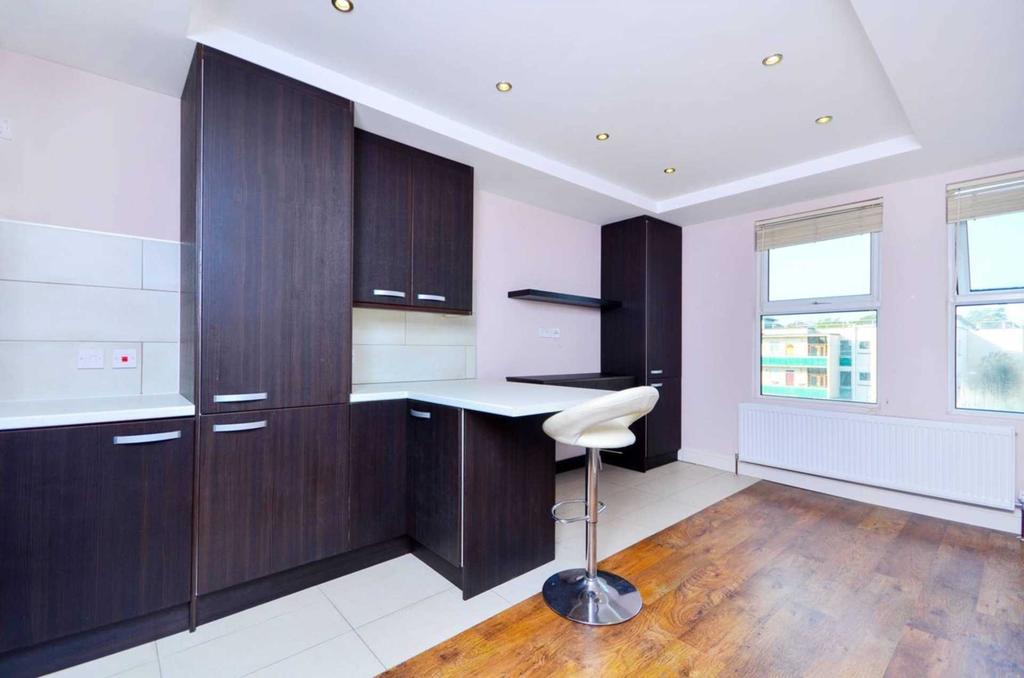 Ritherdon Road, Balham, SW17 1 bed flat - £1,473 pcm (£340 pw)
