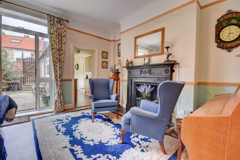 Well Close Square, Whitby 5 bed semi-detached house - £295,000