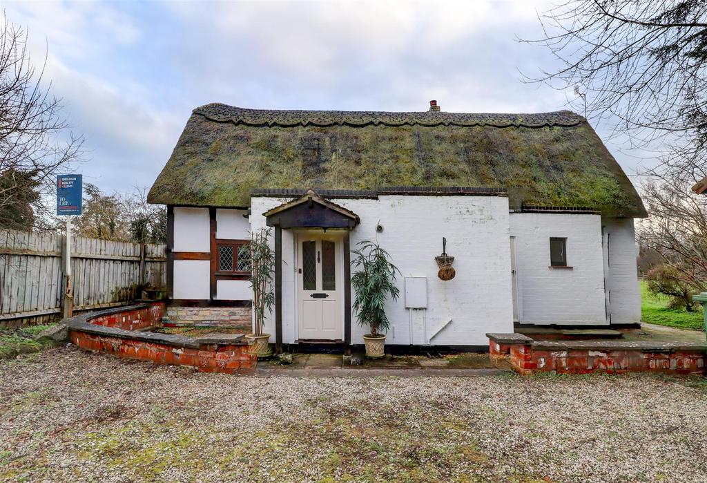 White Cottage, 2 Church Lane, Shottery 3 bed cottage - £1,250 pcm (£288 pw)