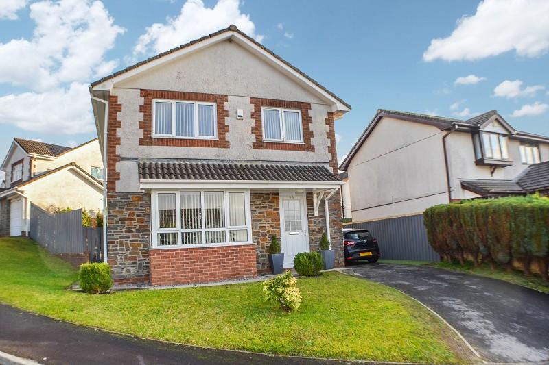 The Meadows, Cimla, Neath, Neath Port... 3 bed detached house - £220,000