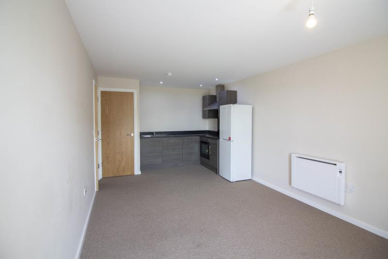 Irving House, Forest Hall, Station... 1 bed apartment - £450 pcm (£104 pw)