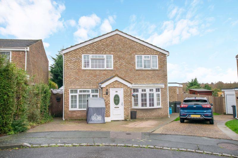 Rocks Park Road Uckfield 5 Bed Detached House £650 000