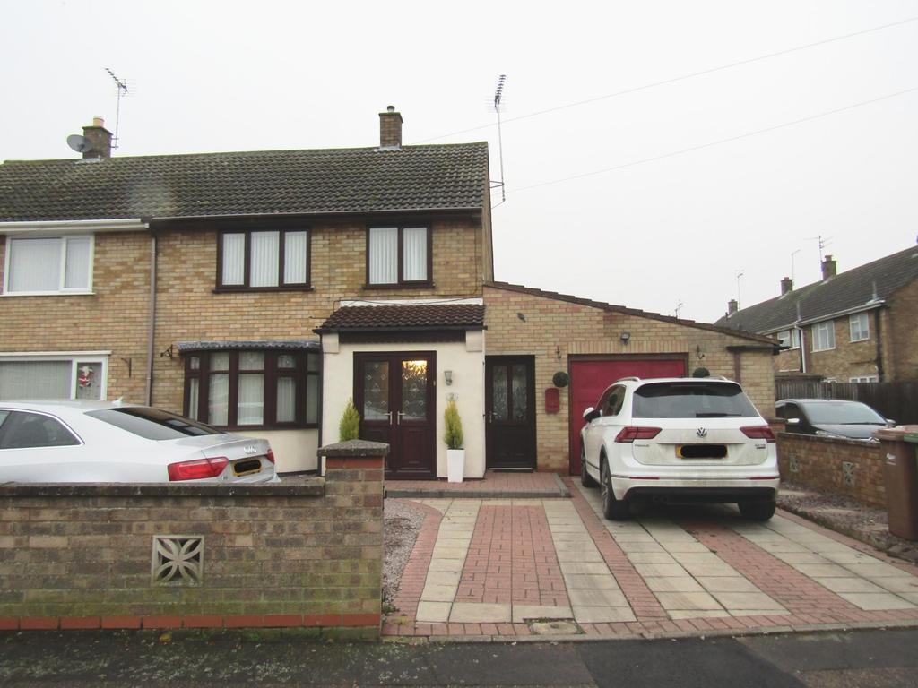 Chestnut Crescent, Whittlesey, PE7 3 bed house - £219,995