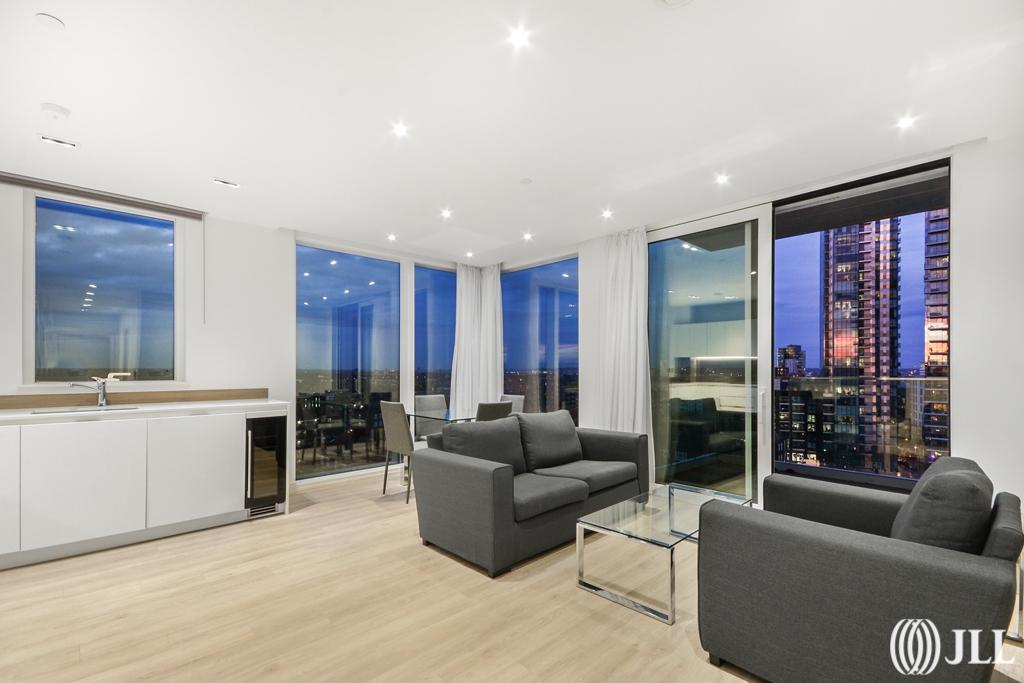 Kingly Building, London N4 2 bed apartment - £1,950 pcm (£450 pw)