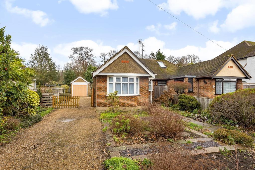 Pinewood Avenue, New Haw, KT15 2 bed semi-detached bungalow - £425,000