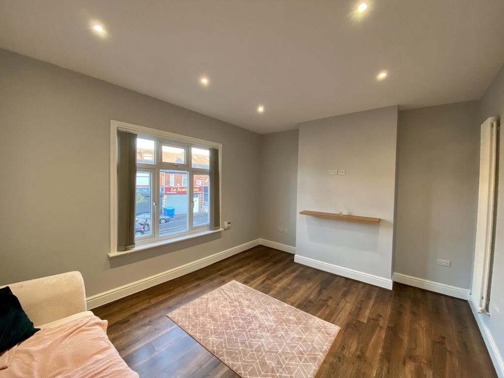 Fog Lane, Manchester, M20 6EL 2 bed flat - £750 pcm (£173 pw)