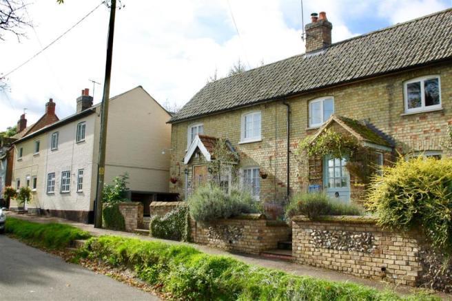 Church Lane, Dullingham, Newmarket 4 bed semi-detached house - £340,000