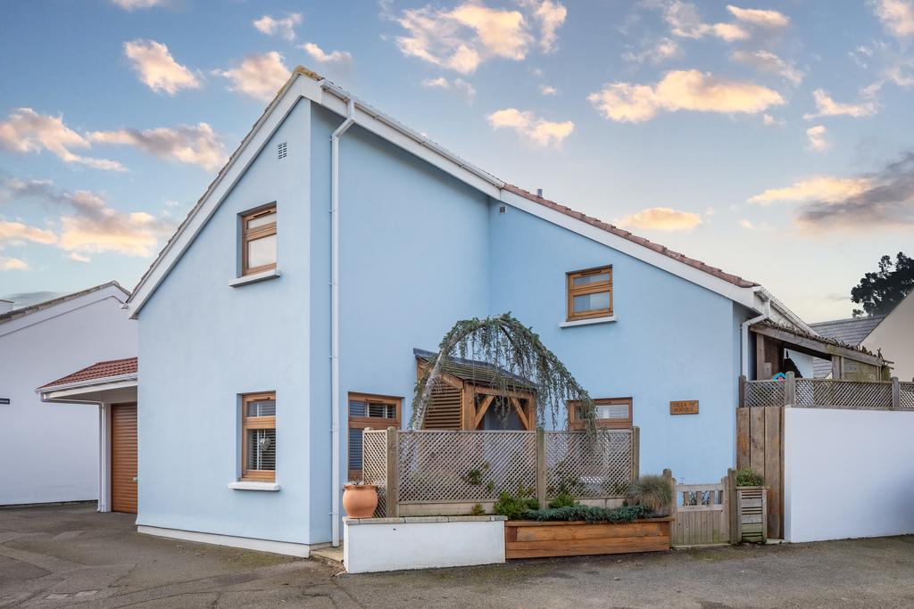La Verte Rue, St. Brelade, Jersey 4 bed property - £999,000
