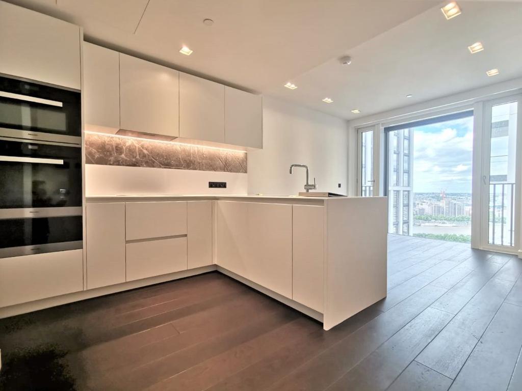 Casson Square, Waterloo, London SE1 1 bed apartment - £2,600 pcm (£600 pw)