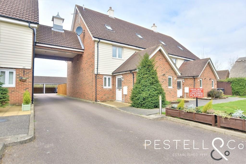 The Goldings, Leaden Roding 3 bed end of terrace house - £335,000