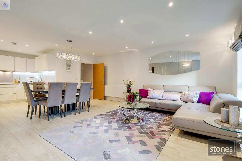 STANMORE PLACE 3 bed apartment - £725,000