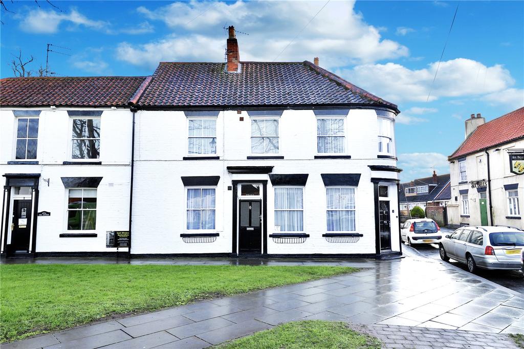 Cross Hill, Barrow-upon-Humber, North... 5 bed end of terrace house - £ ...