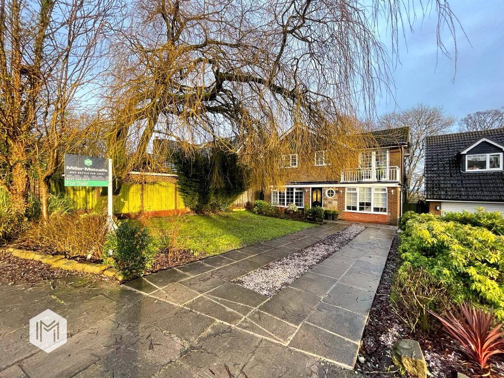 Slaidburn Drive, Bury, BL8 4 bed detached house - £475,000
