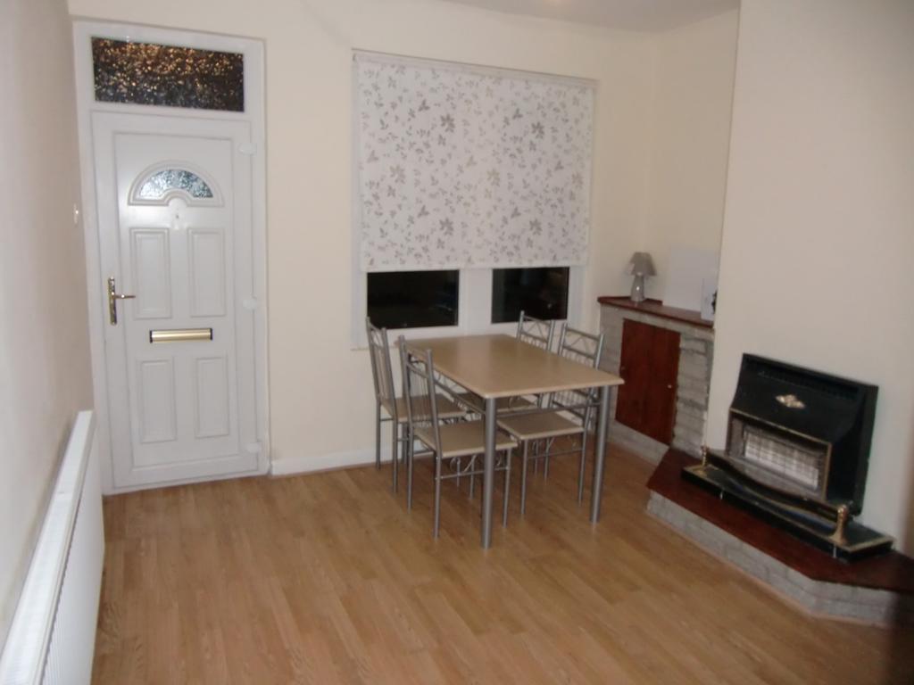 Cranmer Street, LE3 2 bed terraced house - £165,000