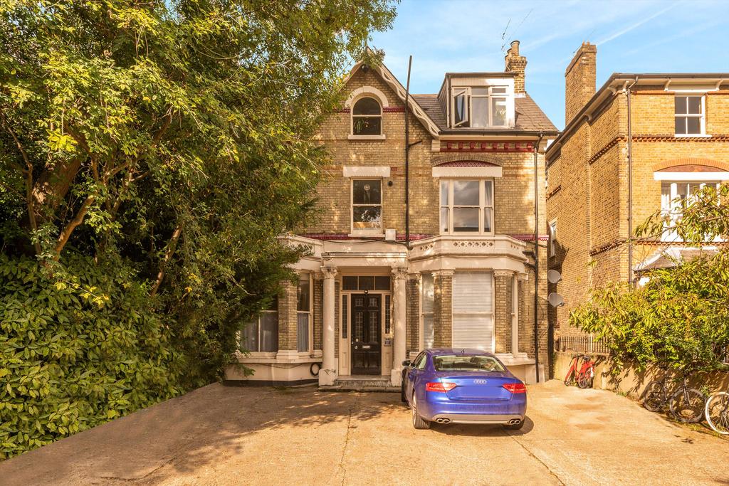 Acol Road, London, NW6 1 bed flat - £1,517 pcm (£350 pw)