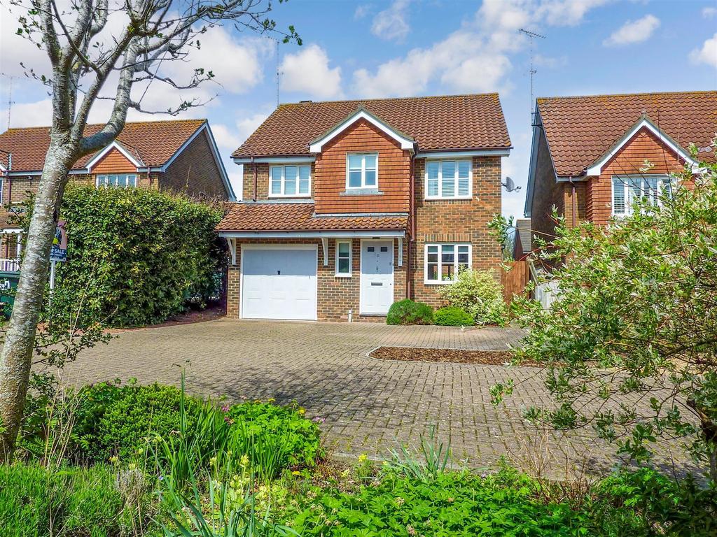 Colonel Stephens Way, Tenterden, Kent 4 bed detached house for sale - £ ...
