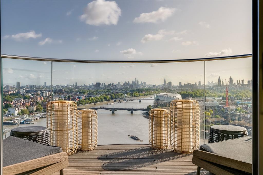 Chelsea Waterfront, Tower West, Waterfront Drive, London, SW10 4 bed ...