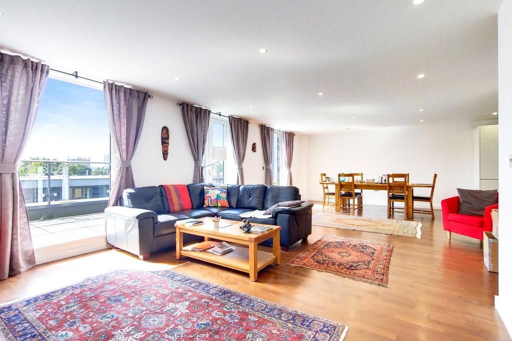 Wharf Street London SE8 3 bed penthouse - £835,000