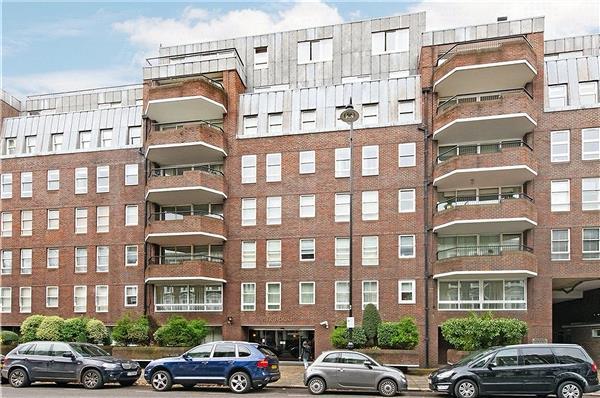 PIER HOUSE, CHEYNE WALK, London, SW3 2 bed flat - £1,100,000