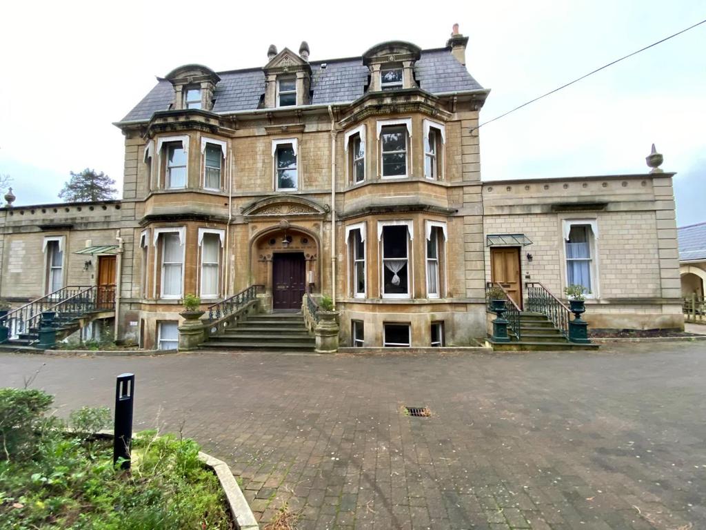 Lathom House 1 bed apartment - £795 pcm (£183 pw)