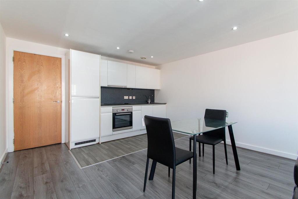 72 - 76 Duke Street, Liverpool 1 bed apartment - £715 pcm (£165 pw)