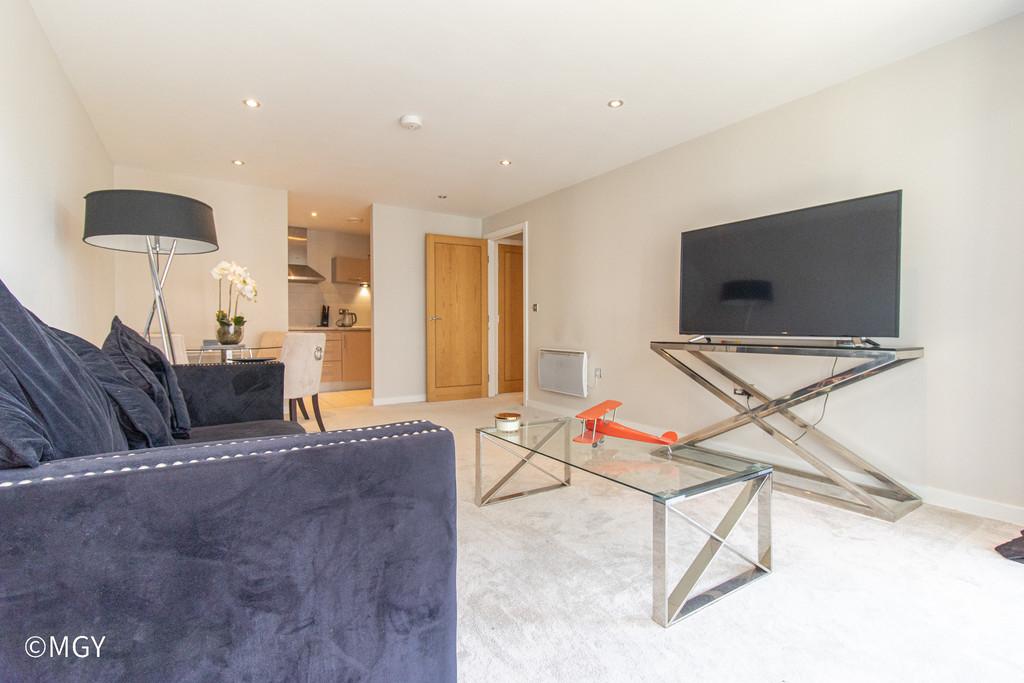 Picton, Victoria Wharf, Cardiff Bay 2 bed apartment - £1,395 pcm (£322 pw)