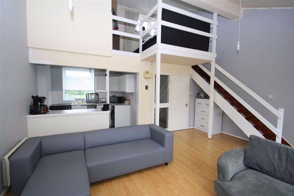 The Paddock, HANDFORTH 1 bed flat - £650 pcm (£150 pw)