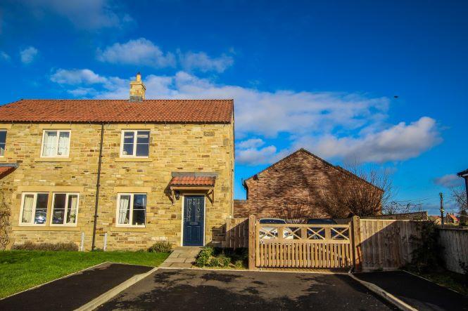 4 Pinkney Fields, Hackforth, Bedale... 2 bed semi-detached house - £200,000