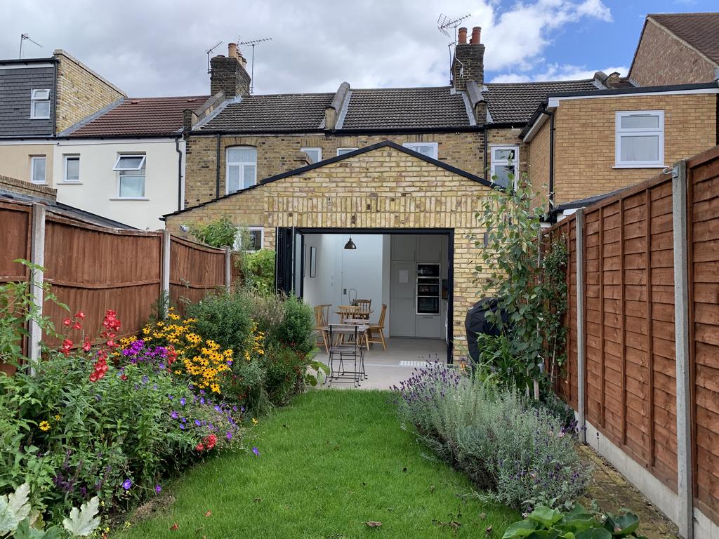 Ellingham Road, London, E15 2 bed terraced house - £575,000