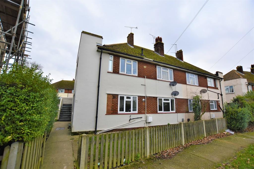 Quetta Road, Ramsgate 2 bed apartment - £130,000