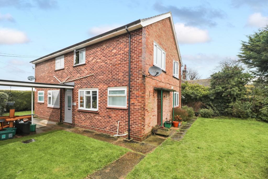 Elmstead Road, Wivenhoe, Colchester, CO7 1 bed apartment - £139,995