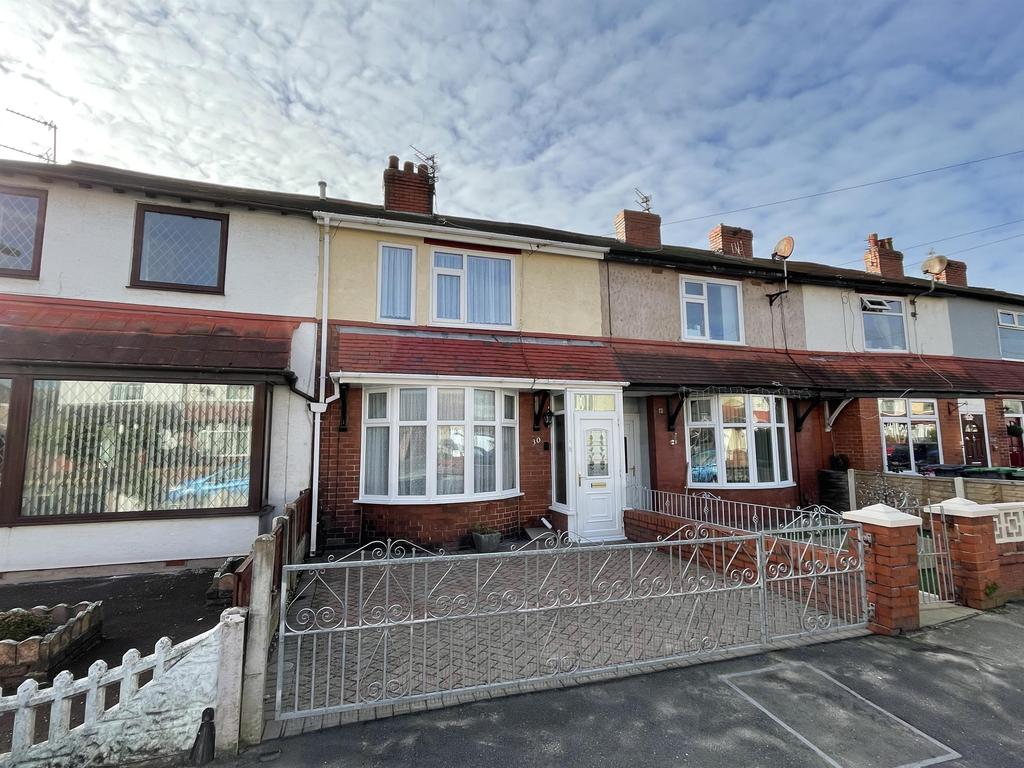 Ellesmere Road, Blackpool... 2 bed terraced house - £90,000