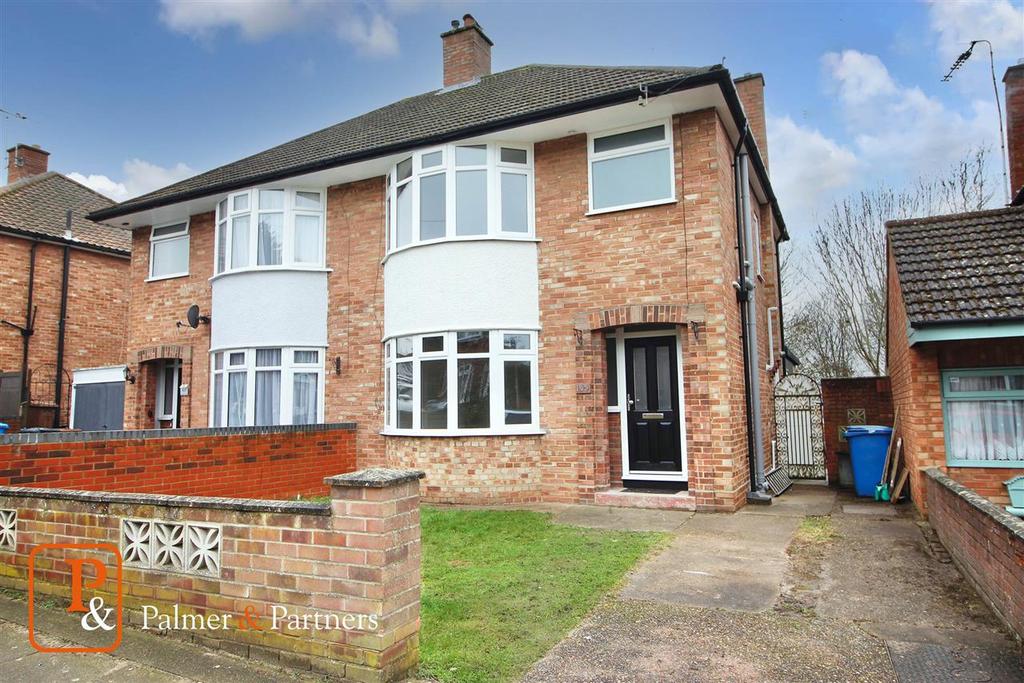Oulton Road, Ipswich 3 bed semi-detached house - £280,000