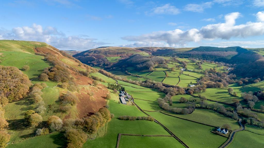 Pumpsaint, Llanwrda, Pumpsaint, Llanwrda Land - £2,200,000