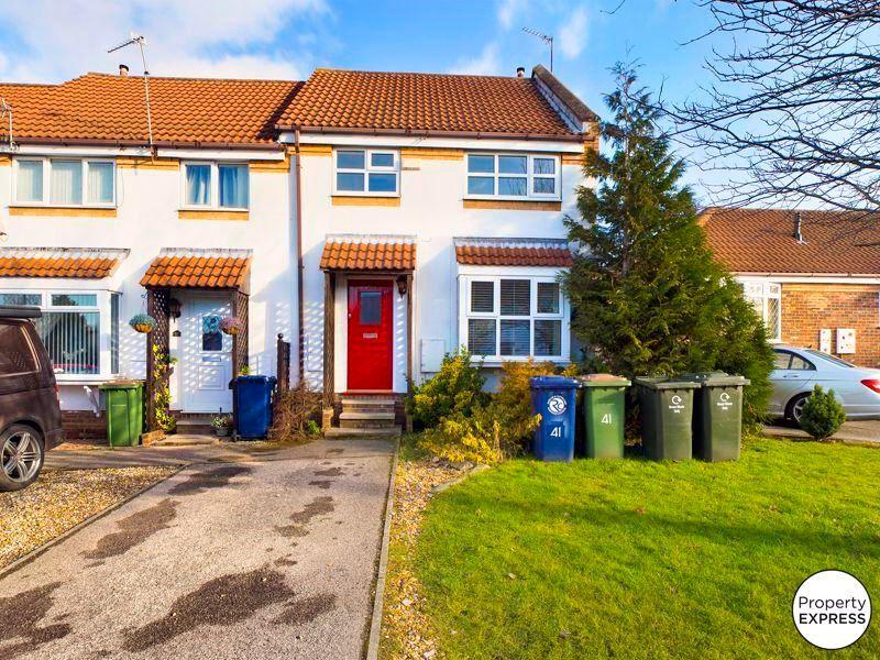 Rothwell Mews, Eston, Middlesbrough... 3 bed terraced house - £80,000