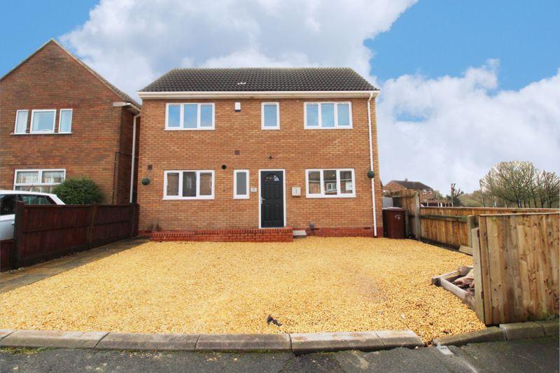 Chestnut Drive, Shelfield, Walsall... 3 bed detached house - £235,000