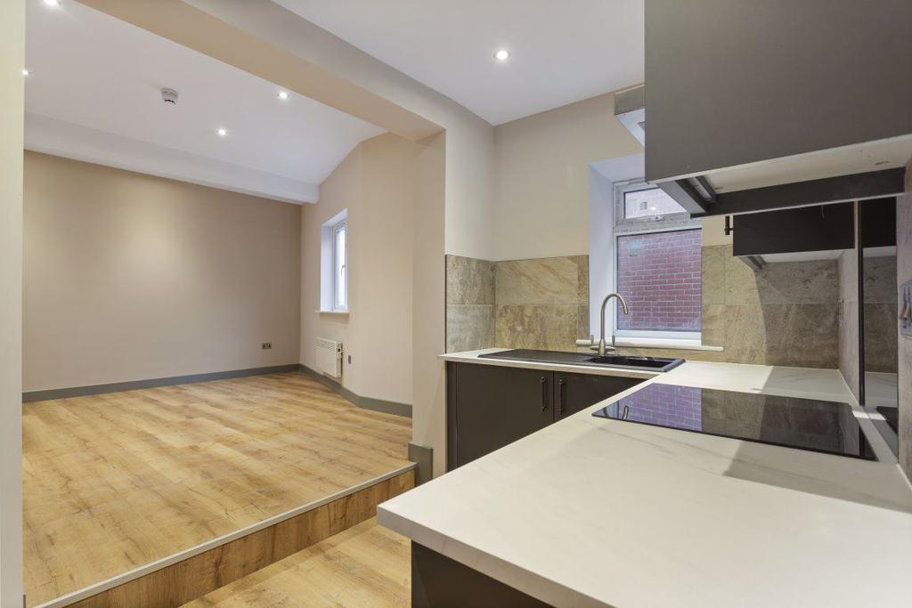 Barley House, Queens Road, Nuneaton, CV11 5JL 1 bed apartment - £650 ...