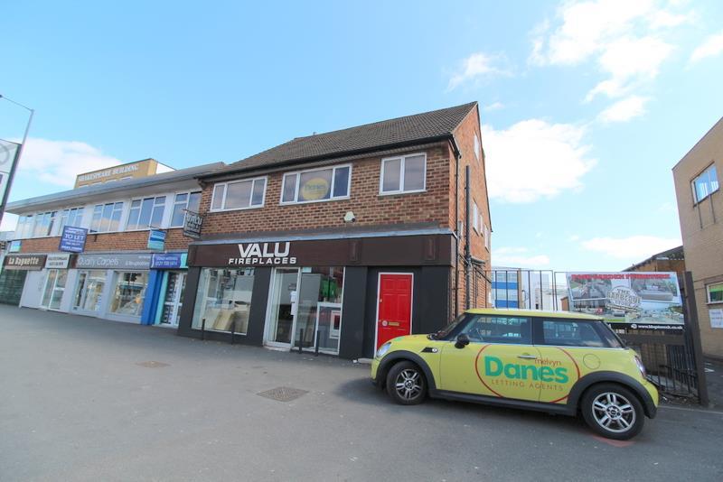 Hobs Moat Road, Solihull 2 bed apartment - £600 pcm (£138 pw)