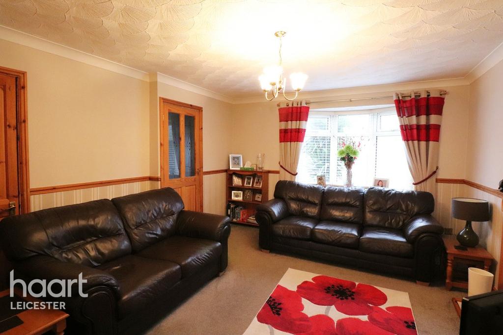 Castle Fields, Leicester 4 bed semi-detached house - £240,000