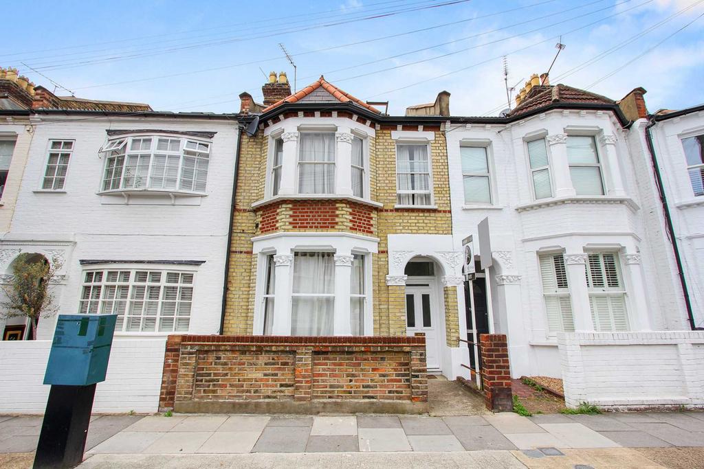 Stephendale Road, Fulham London SW6 2PR 2 bed flat - £2,249 pcm (£519 pw)