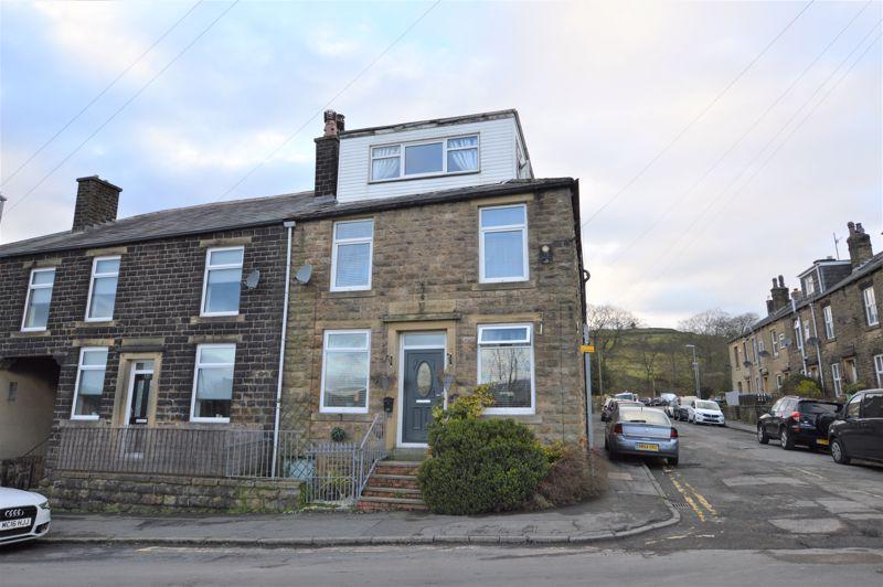 Calderbrook Road, Littleborough 4 bed end of terrace house - £170,000