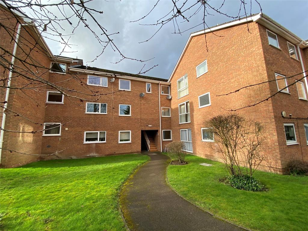 Epping Close, Reading, Berkshire, RG1 2 bed apartment - £250,000