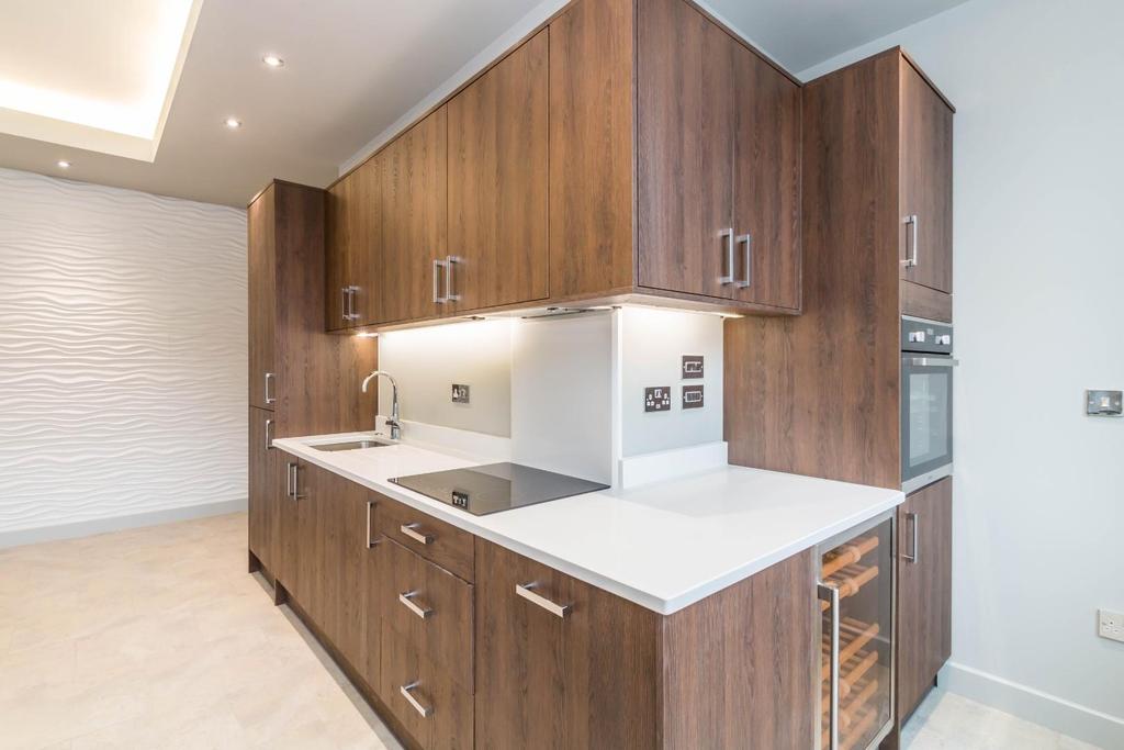 St James' Court, Lionel Street, B3 1AQ 2 bed apartment - £1,600 pcm (£ ...