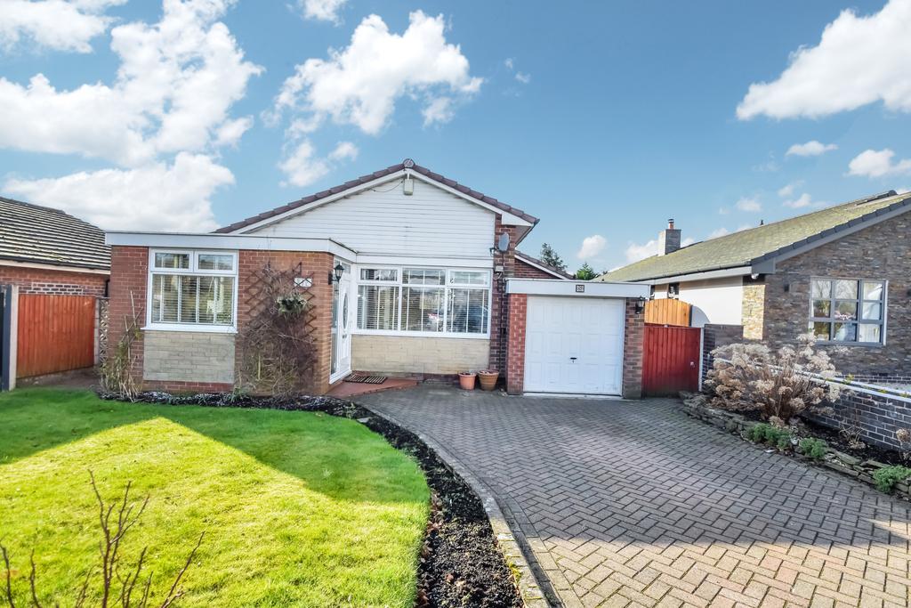 Pole Lane, Bury, BL9 2 bed bungalow - £325,000
