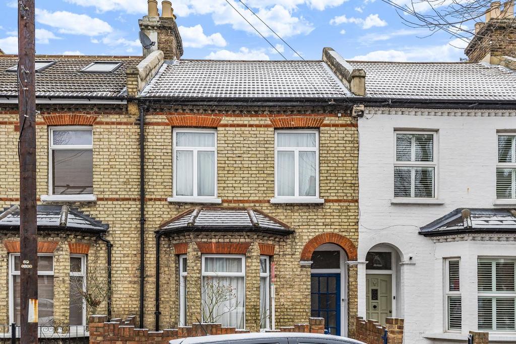 Sellincourt Road, London 3 bed terraced house - £765,000