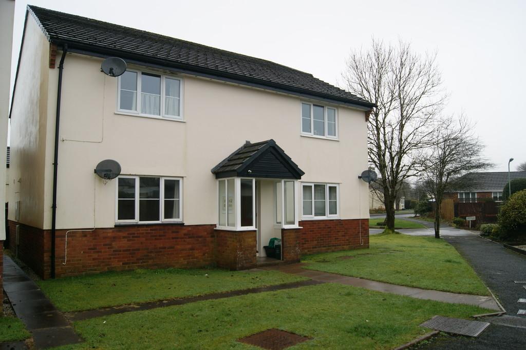 Stationfields, Halwill Junction 1 bed ground floor flat - £89,000