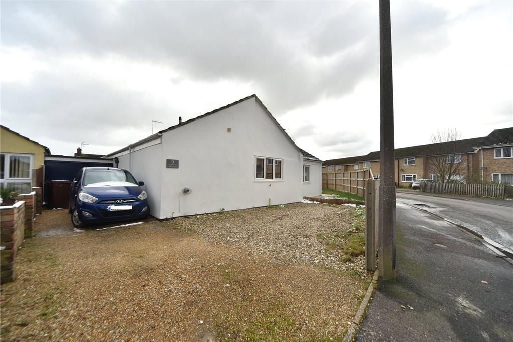 Heatherset Way, Red Lodge, Bury St.... 3 bed bungalow - £275,000